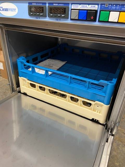 Cleanware HT-E High Temperature Sanitizing Undercounter Dishwasher, 20 – ChefEquipment.com