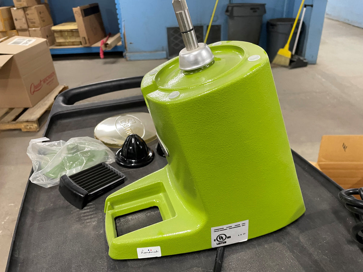Omcan 39688 Santos 38 Citrus Juice Extractor, 120V, SCRATCH & DENT FIN ...