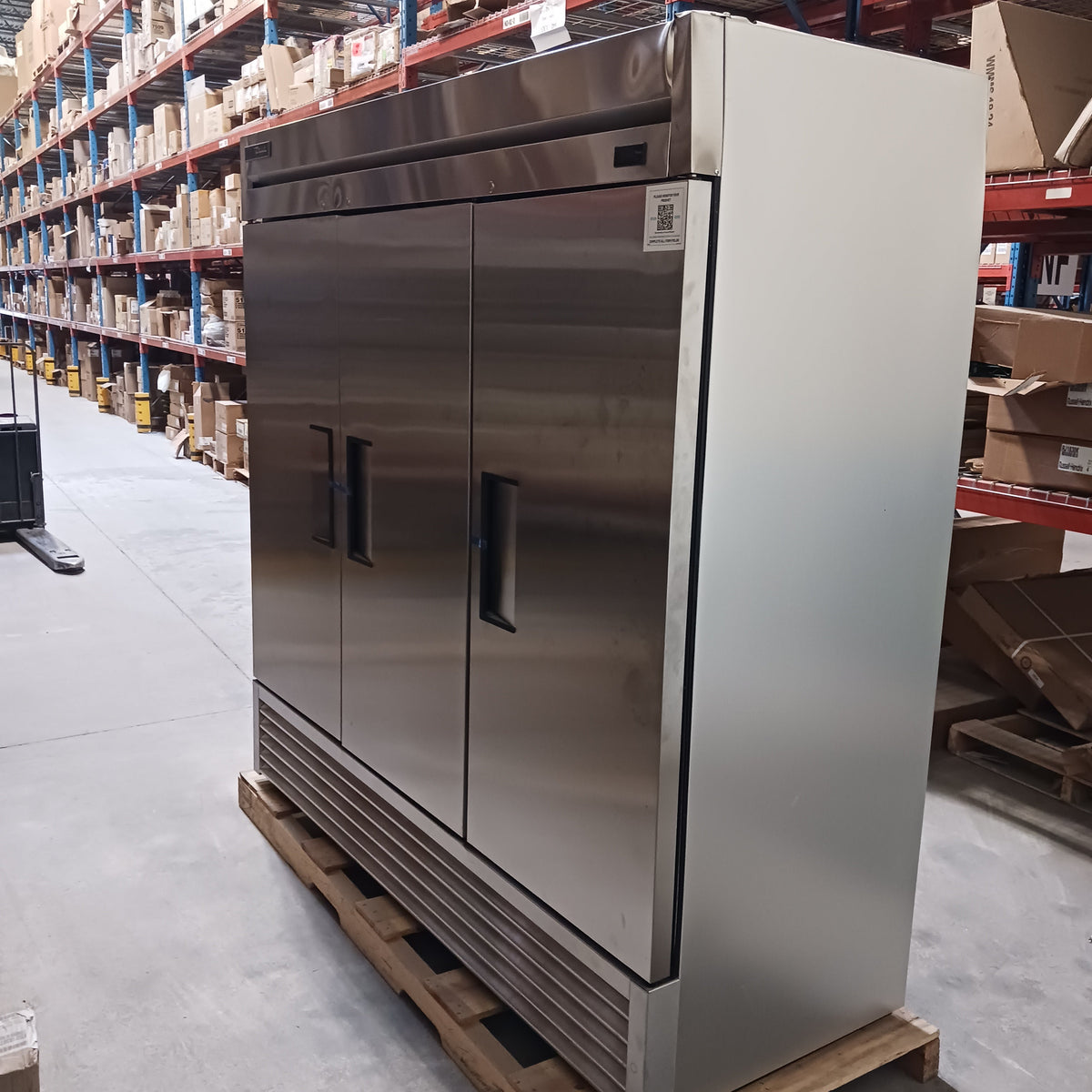 True T-Series Triple Full Door Reach-In Freezer, 78", 115/60/1, SCRATC ...